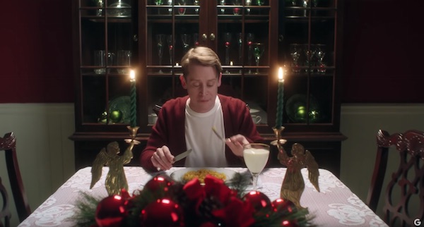 Macaulay Culkin Recreates Classic ‘Home Alone’ Scenes For A Commercial ...