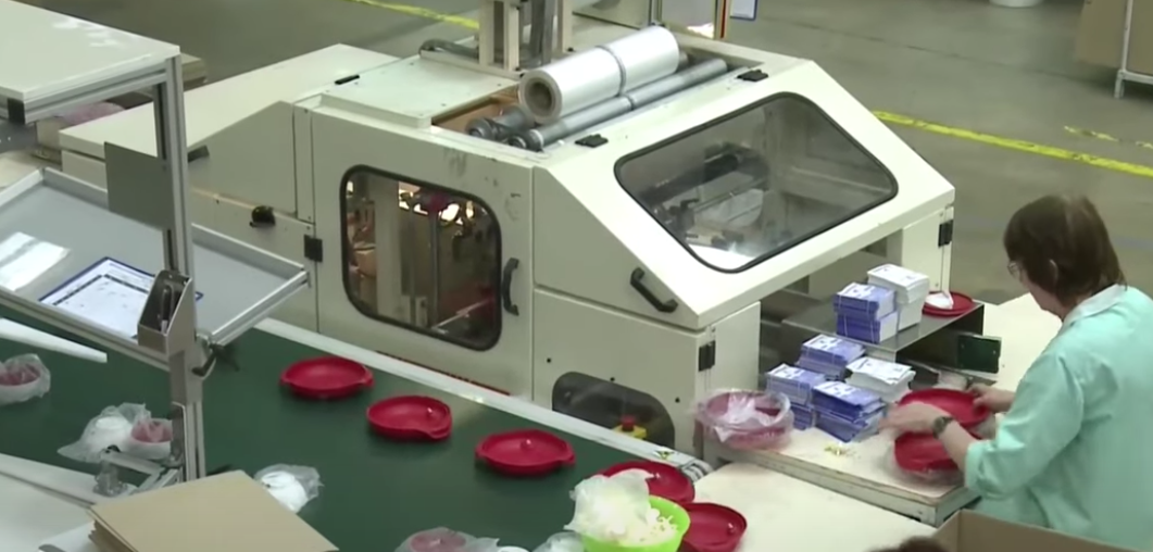 Tupperware Closing Its Last US-Based Factory – Chicks On The Right