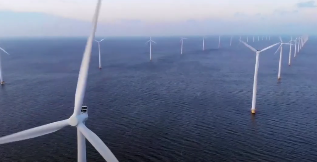 Wind Turbine Ravaged by Tornado, Drone Shows Utter Destruction – Chicks ...
