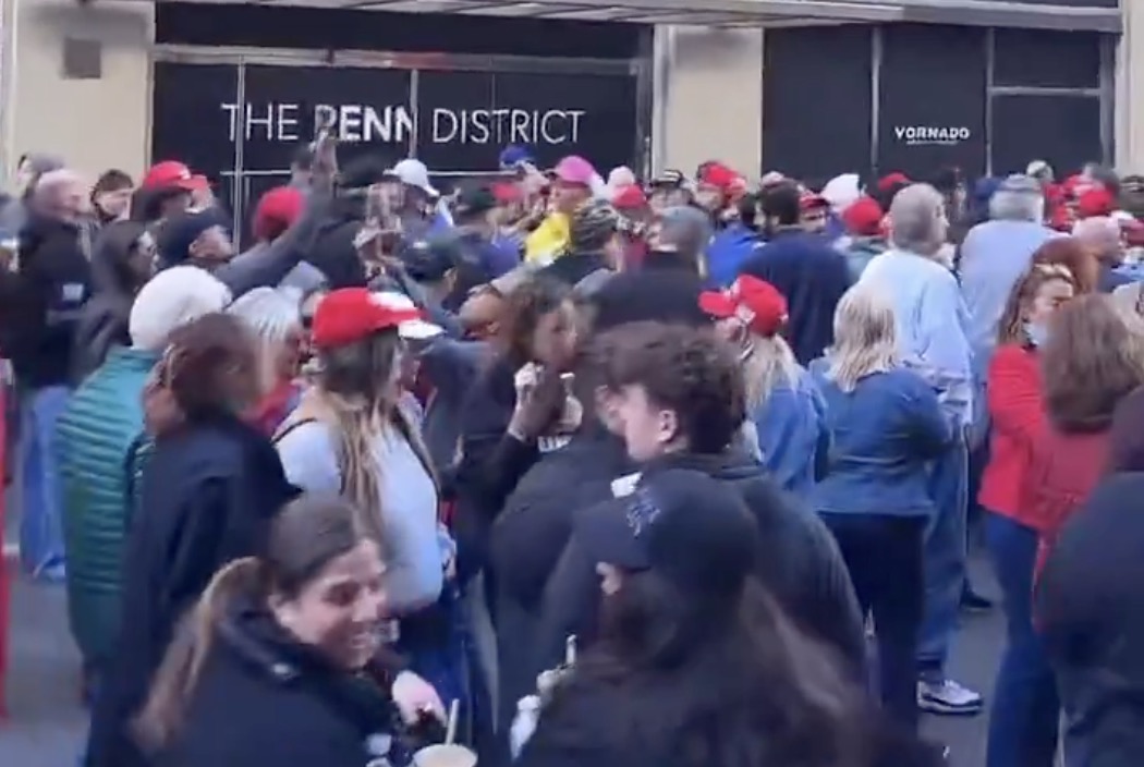 Trump Rally Sees Massive Wave of Support in Heart of Liberal City ...