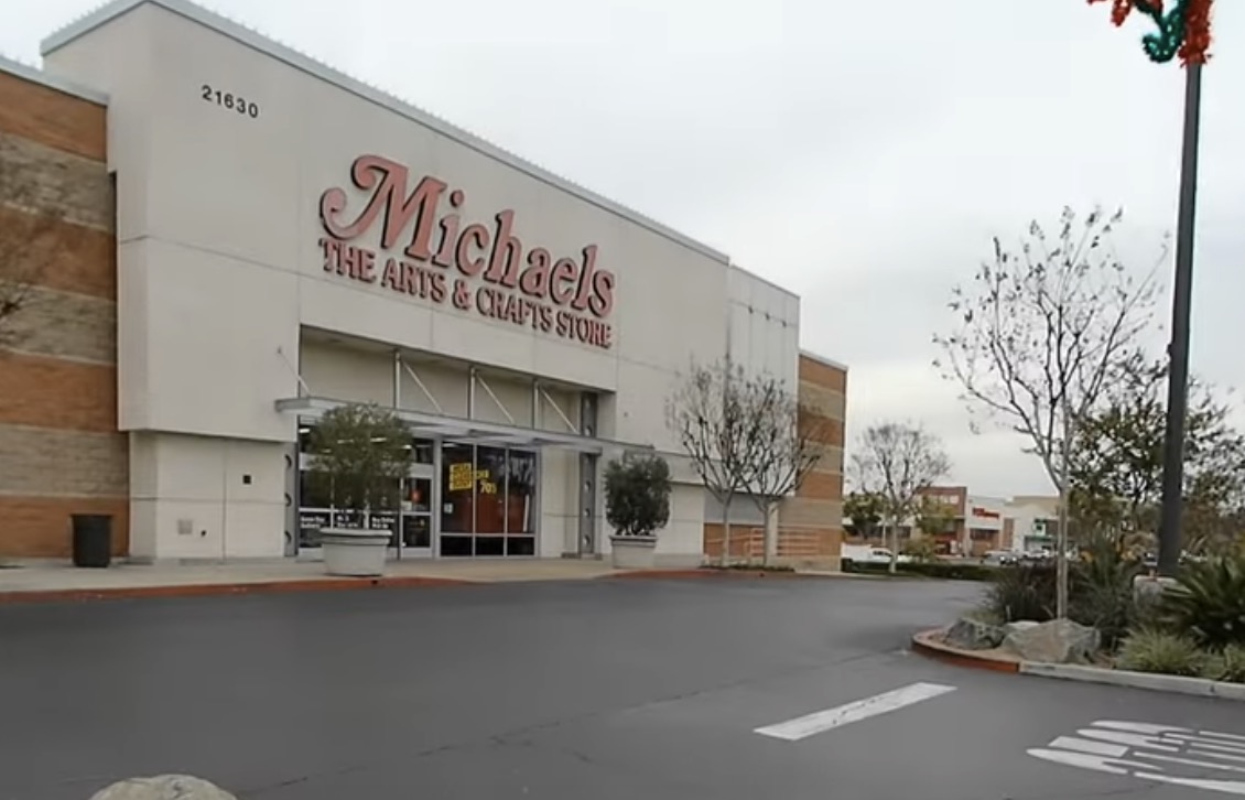 Prominent U.S. Store Accused Of Refusing Service To Trump Supporter ...