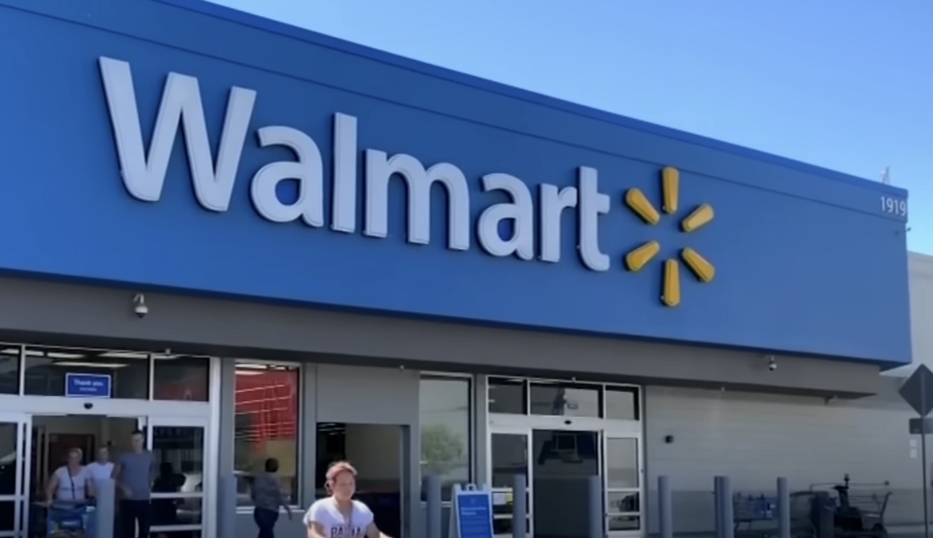 Largest Company In America Dismantles DEI – Chicks On The Right